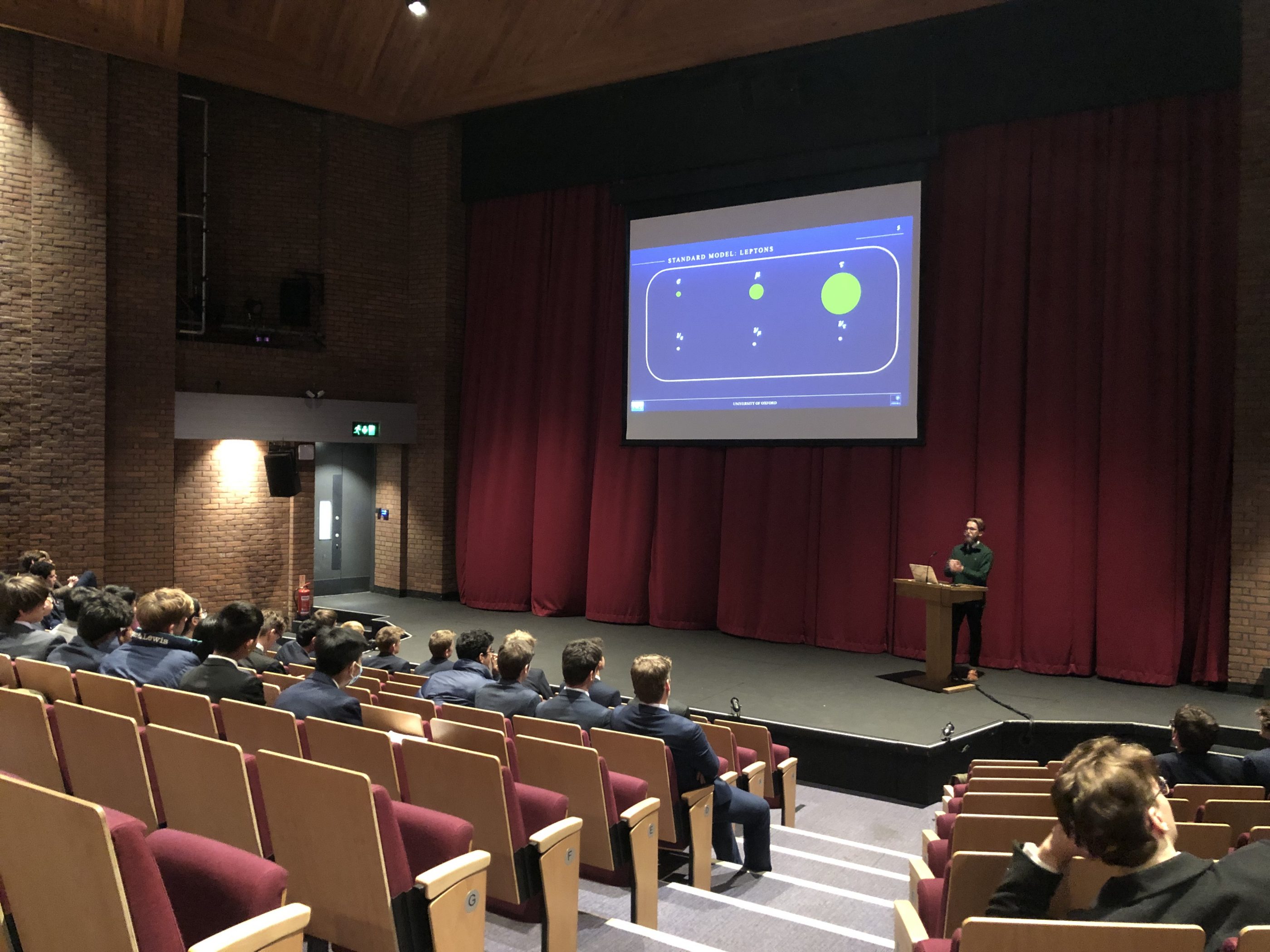 Physics lecture - Abingdon Senior School
